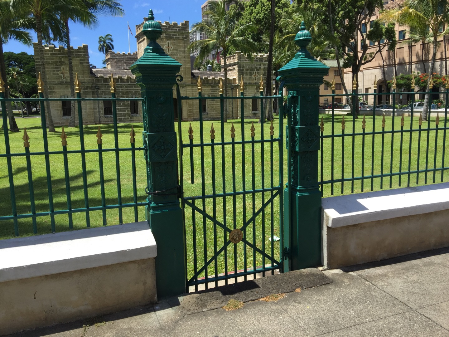 The 5th Gate | Images of Old Hawaiʻi