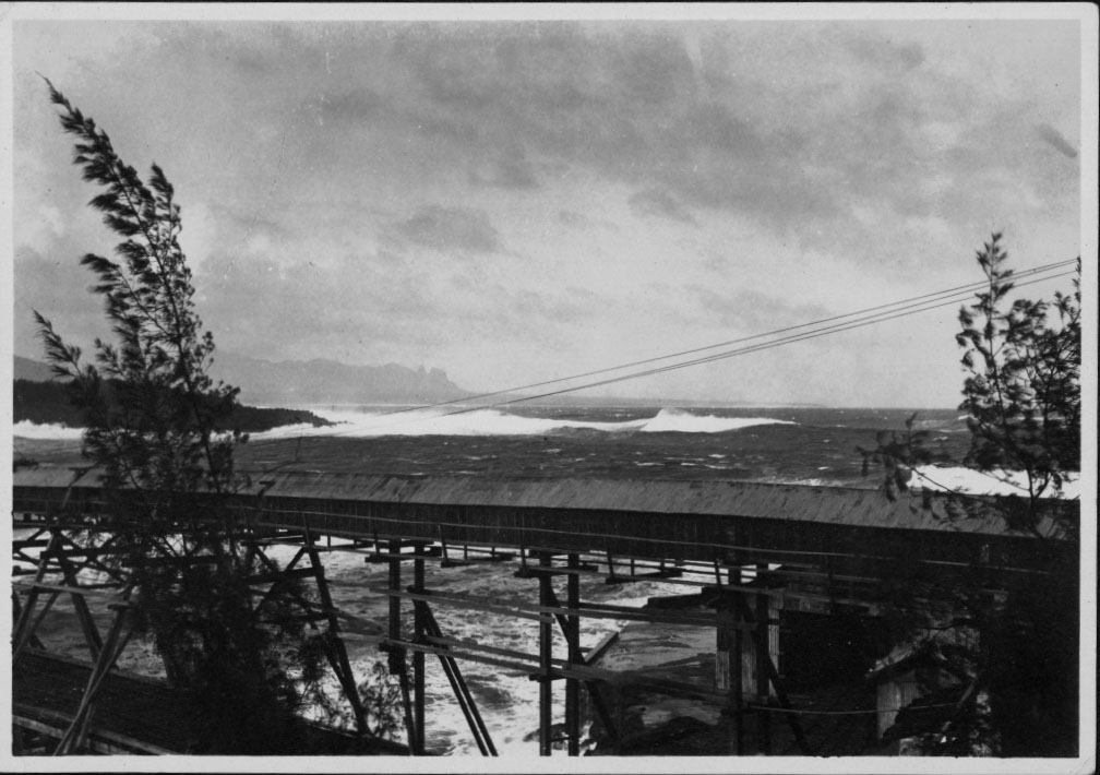 Ahukini Landing | Images of Old Hawaiʻi