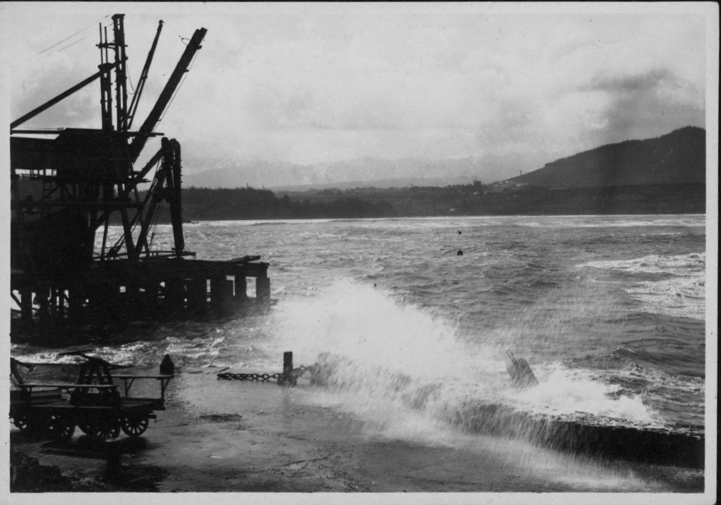 Ahukini Landing | Images of Old Hawaiʻi