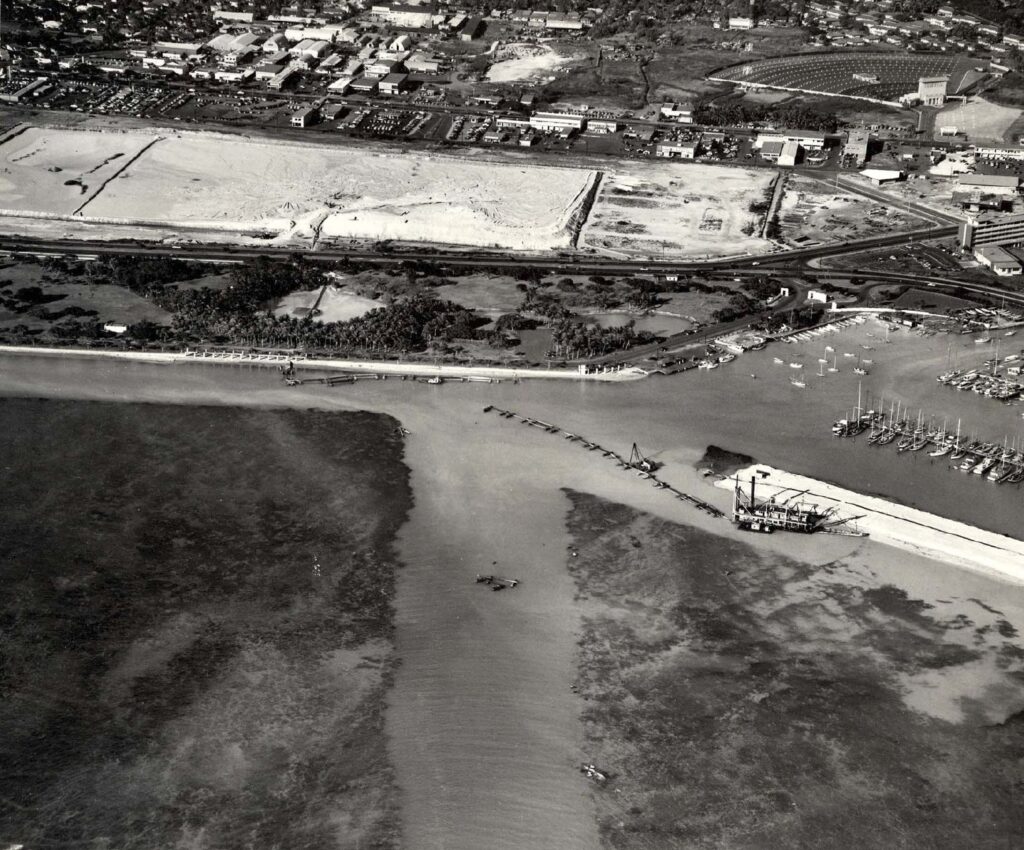 Ala Wai Canal | Images of Old Hawaiʻi