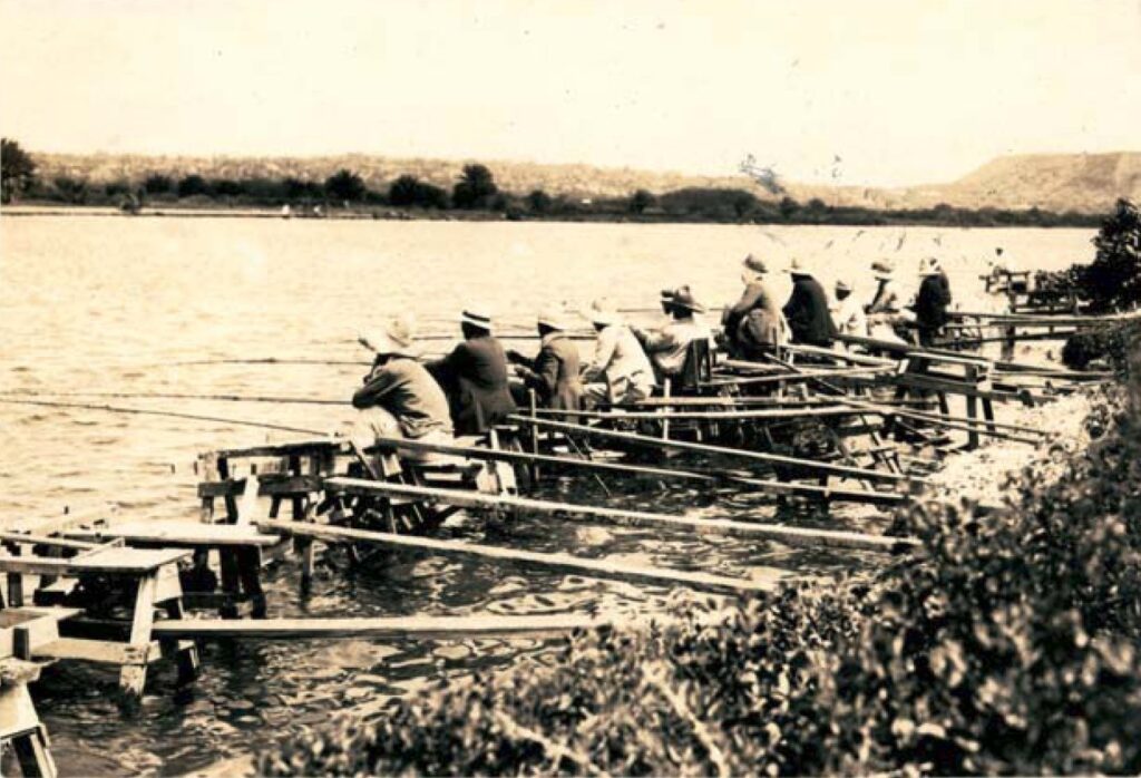 Ala Wai Canal | Images of Old Hawaiʻi