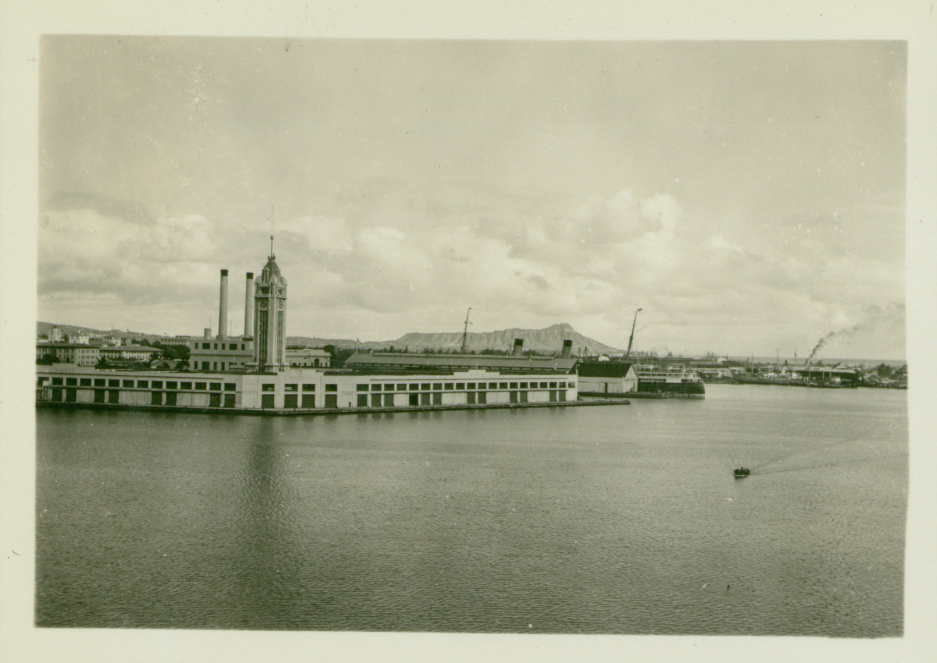Public Clocks | Images of Old Hawaiʻi