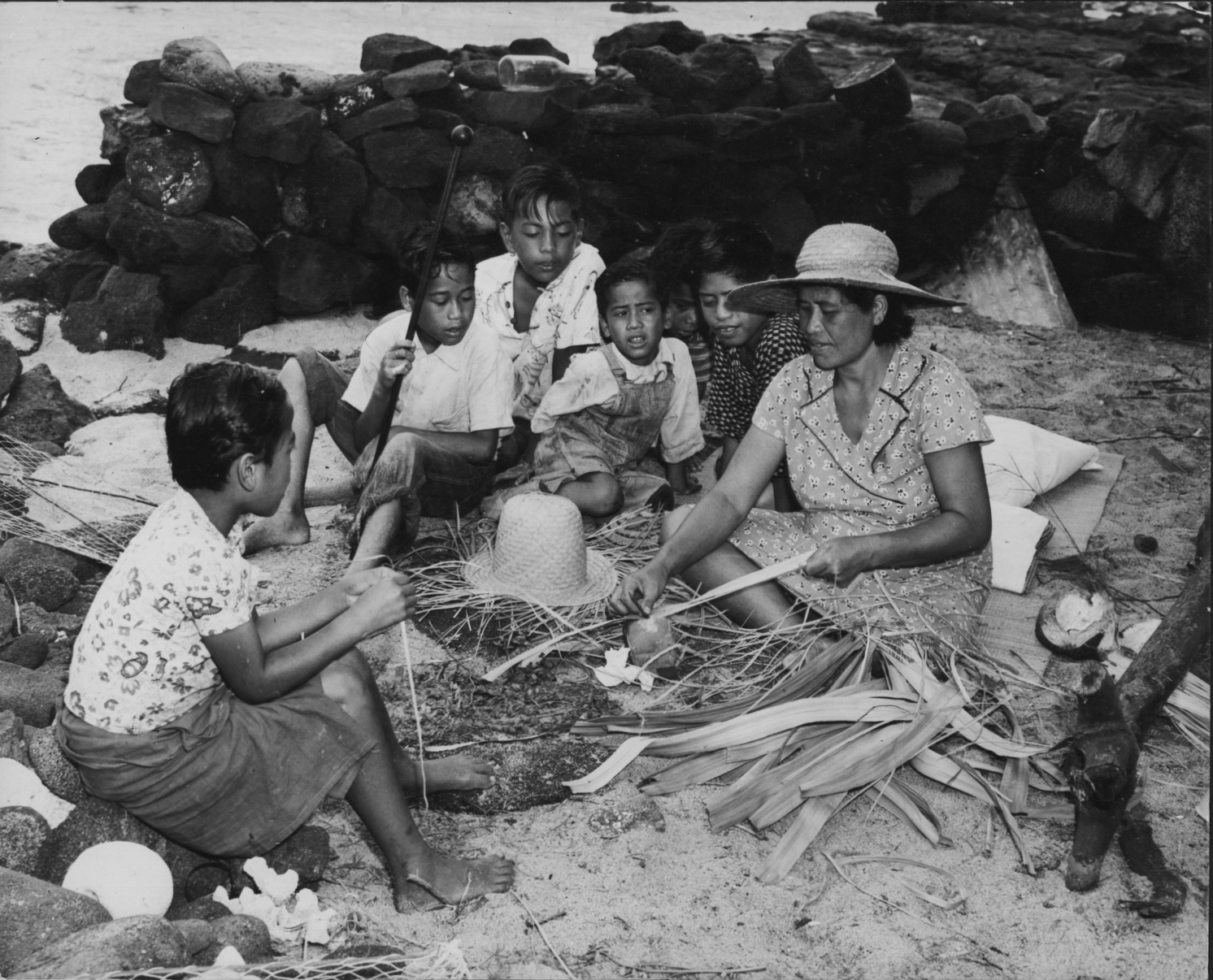 Lauhala | Images of Old Hawaiʻi