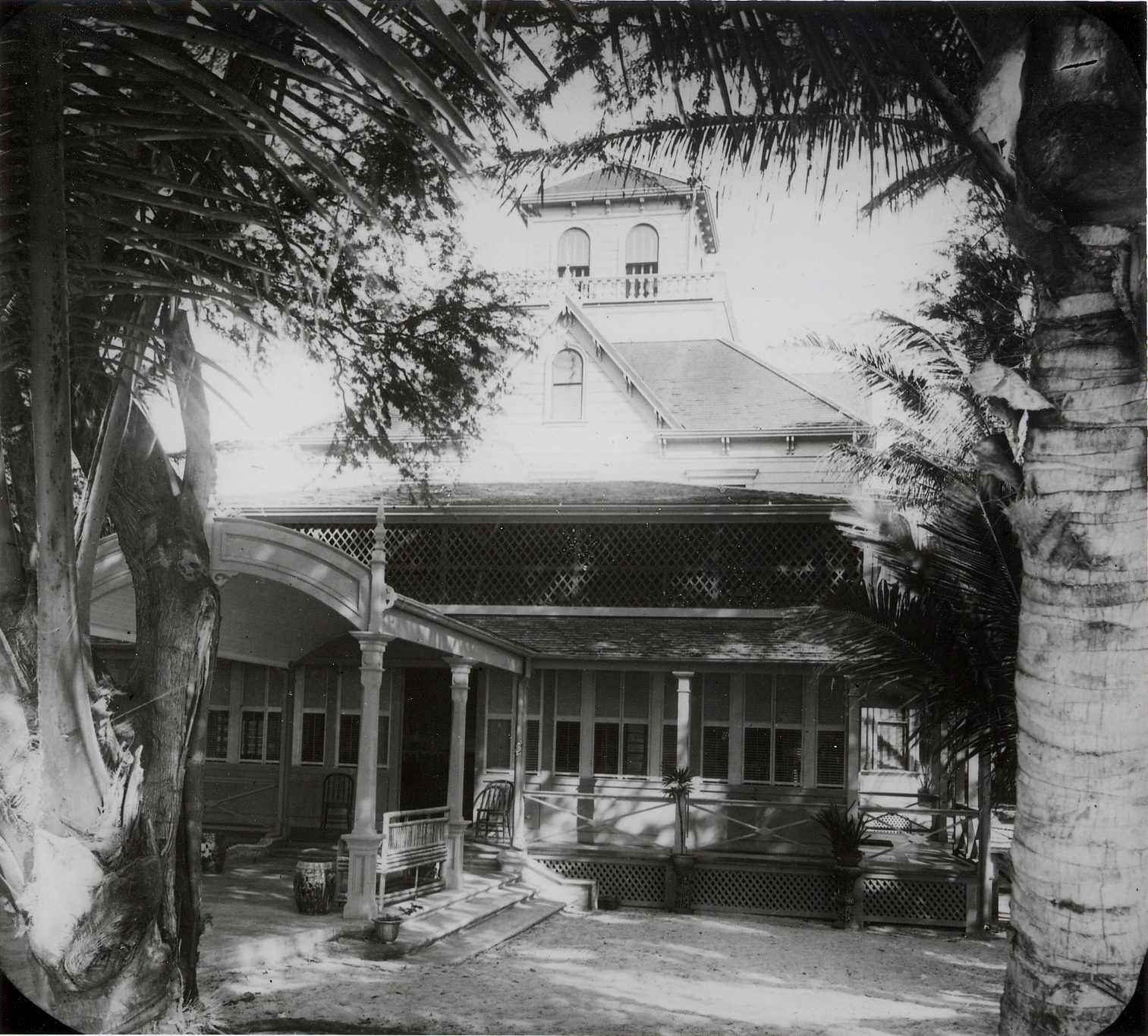 Chen Fang | Images of Old Hawaiʻi