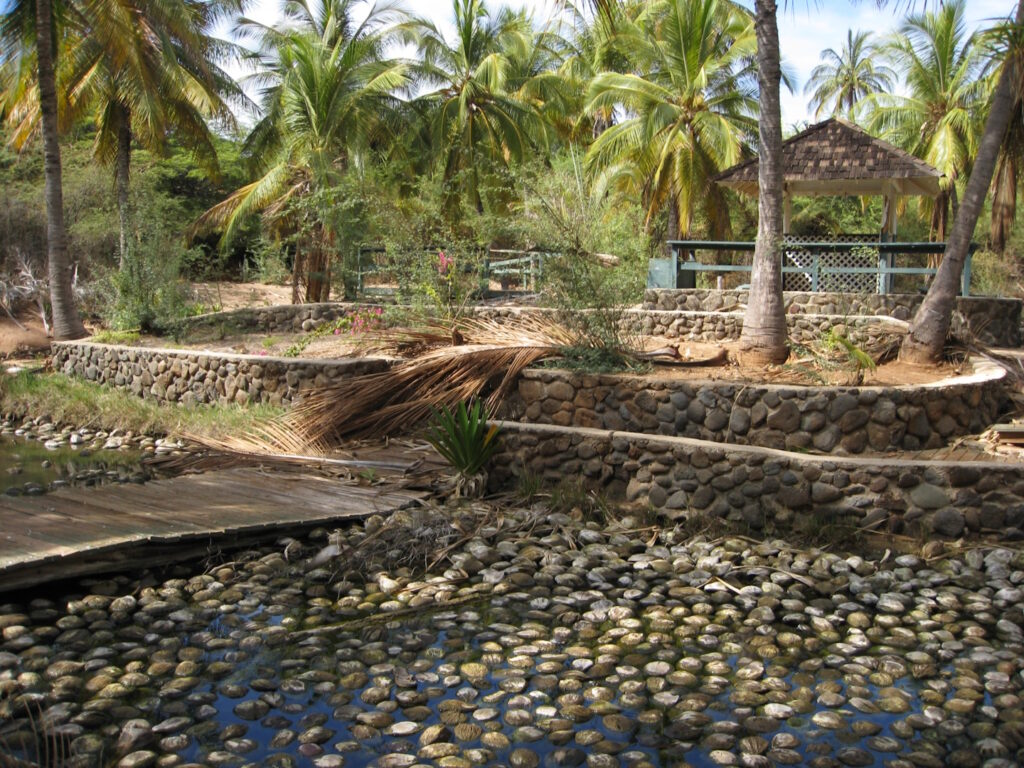 Club Lanai | Images of Old Hawaiʻi