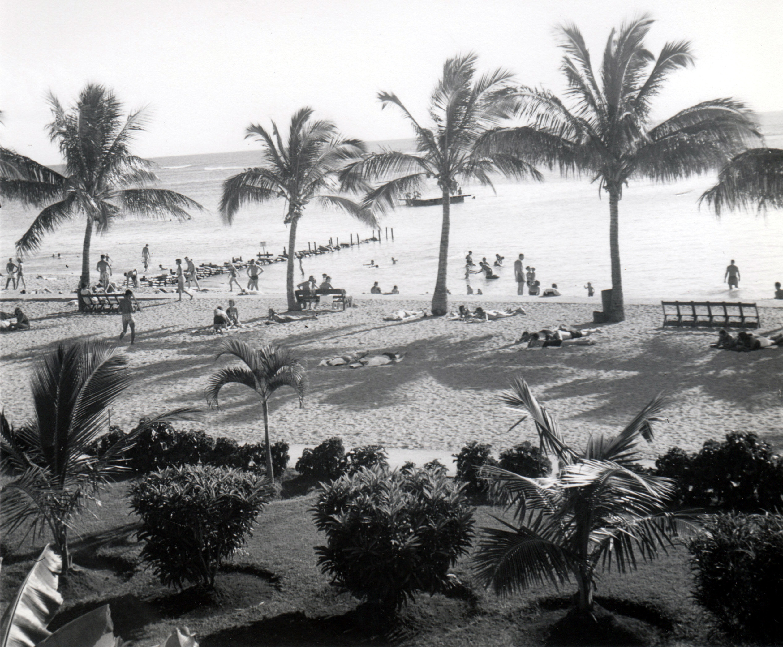 Fort DeRussy | Images of Old Hawaiʻi