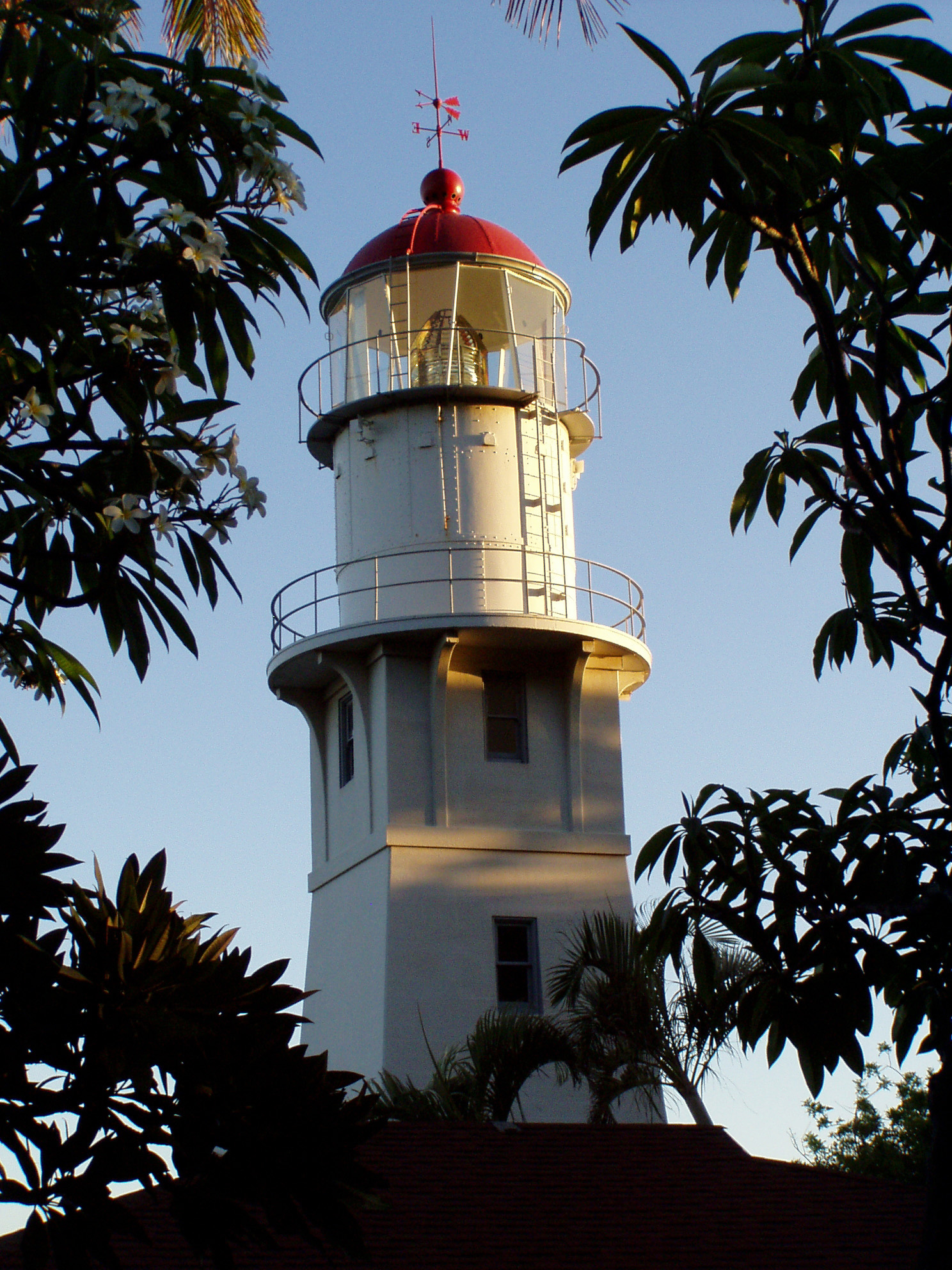 Diamond Head Lighthouse | Images of Old Hawaiʻi