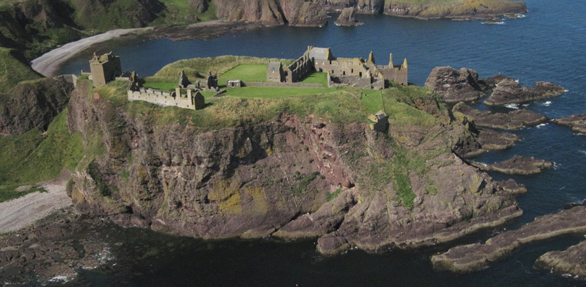 Dunnottar Castle | Images of Old Hawaiʻi