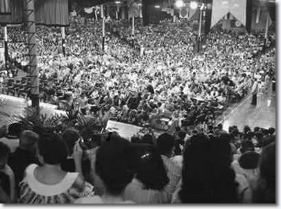 ‘Biggest Single Gate in the History of Show Business in Hawai‘i ...