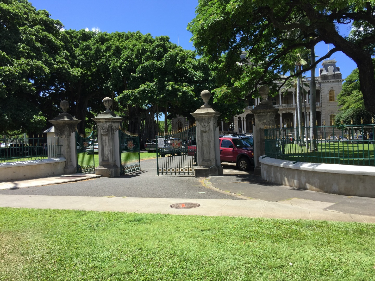 The 5th Gate | Images of Old Hawaiʻi