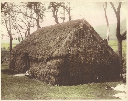 Hale Pili | Images of Old Hawaiʻi