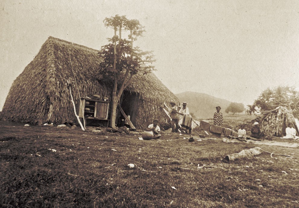 Hale Pili | Images of Old Hawaiʻi