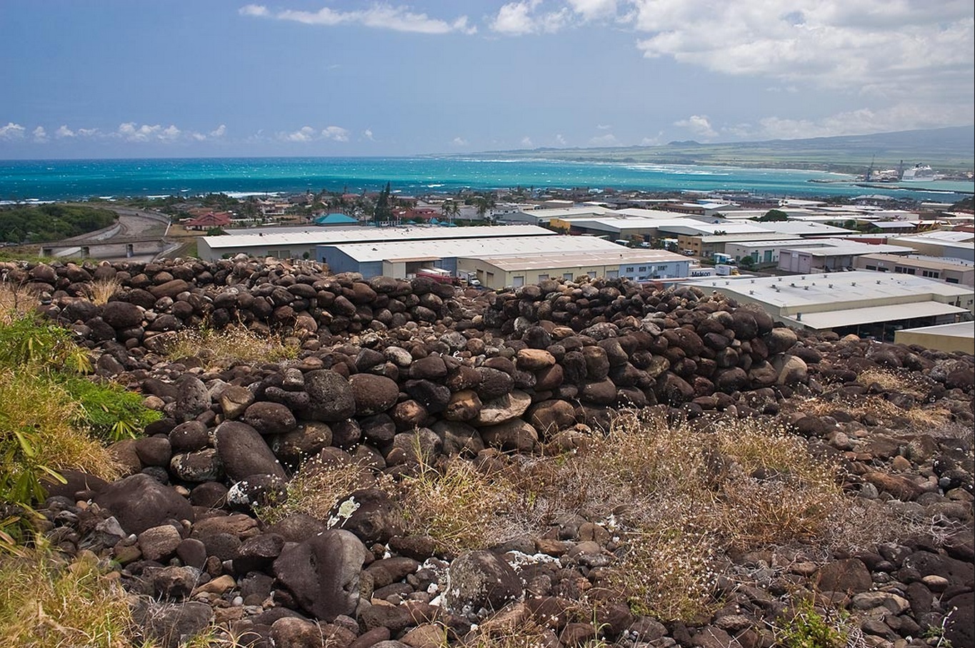 Halekiʻi and Pihana Heiau | Images of Old Hawaiʻi