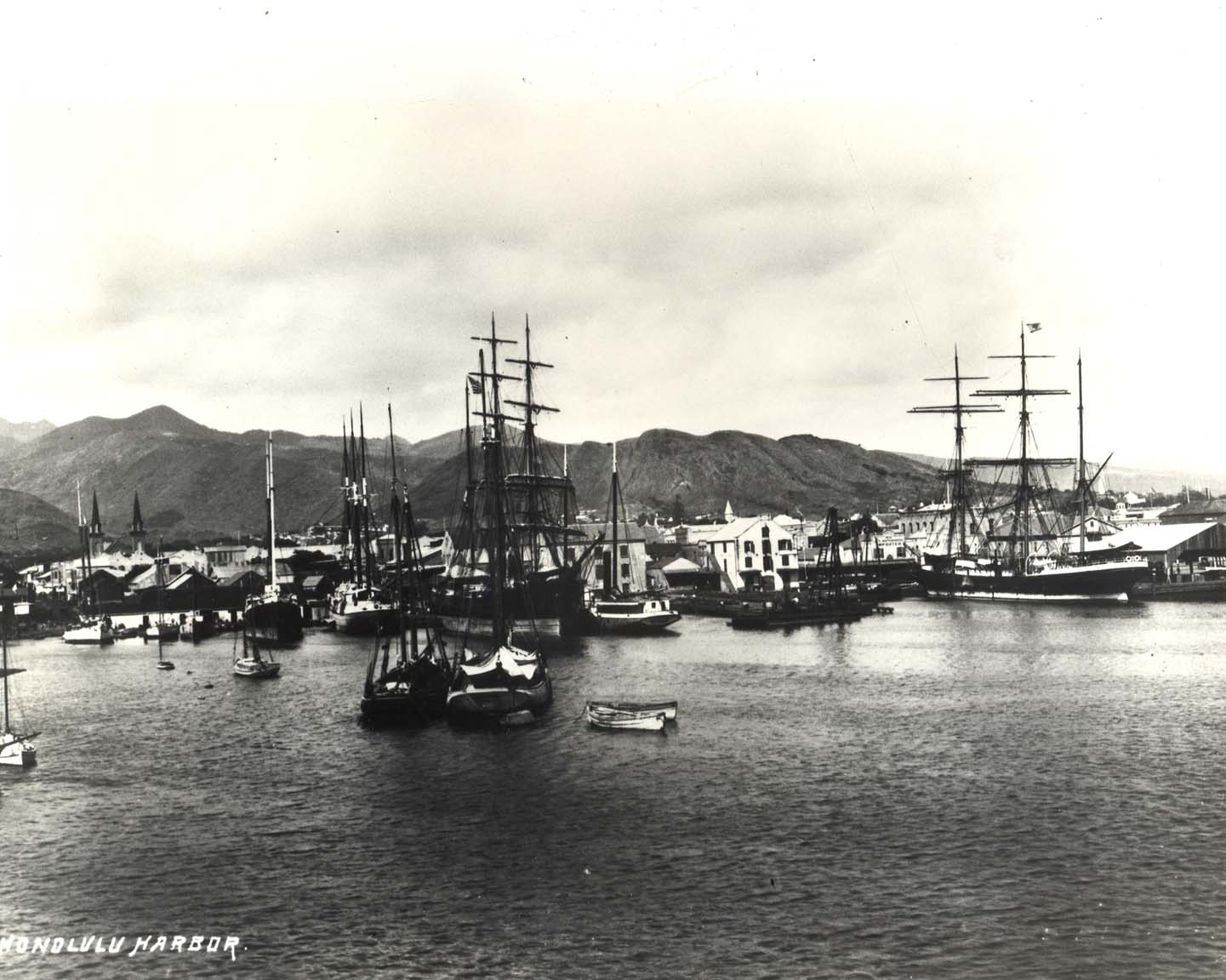 Evolution of Honolulu Harbor | Images of Old Hawaiʻi