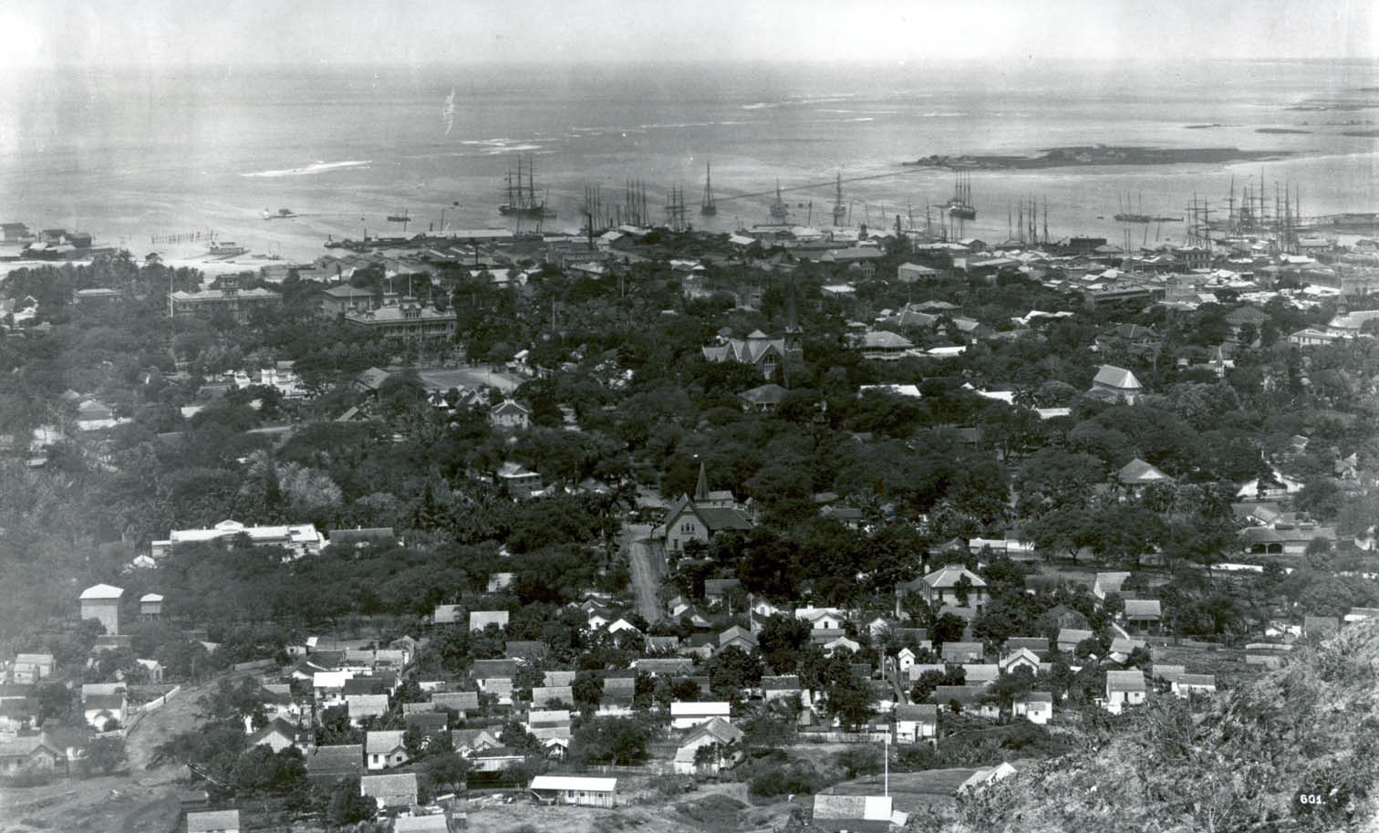 Evolution of Honolulu Harbor | Images of Old Hawaiʻi