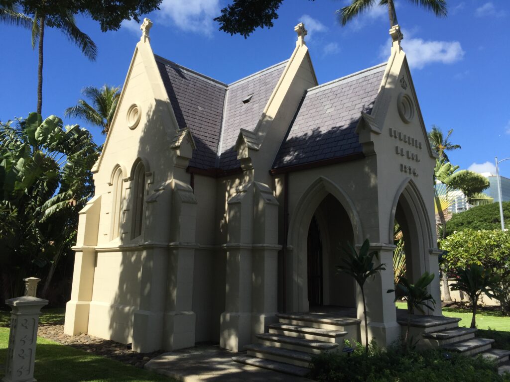Lunalilo’s Crown | Images of Old Hawaiʻi