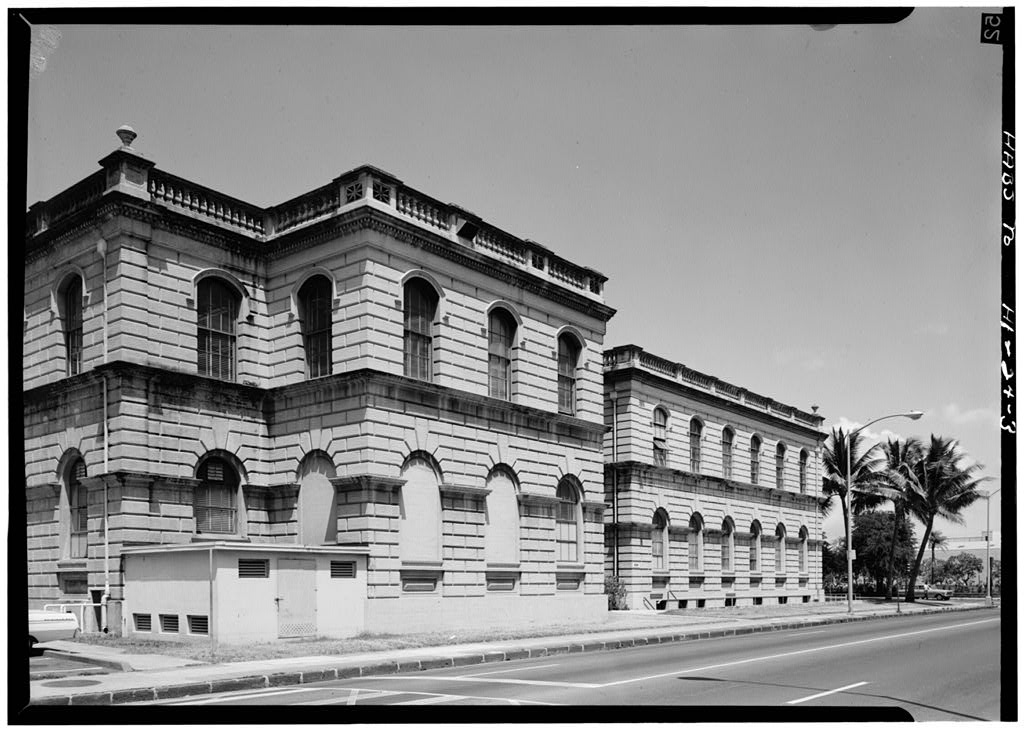 Kapuāiwa Building | Images of Old Hawaiʻi