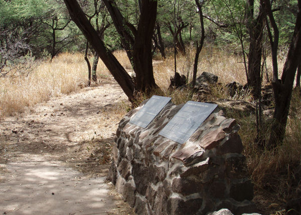 Lāhainā Pali Trail | Images of Old Hawaiʻi