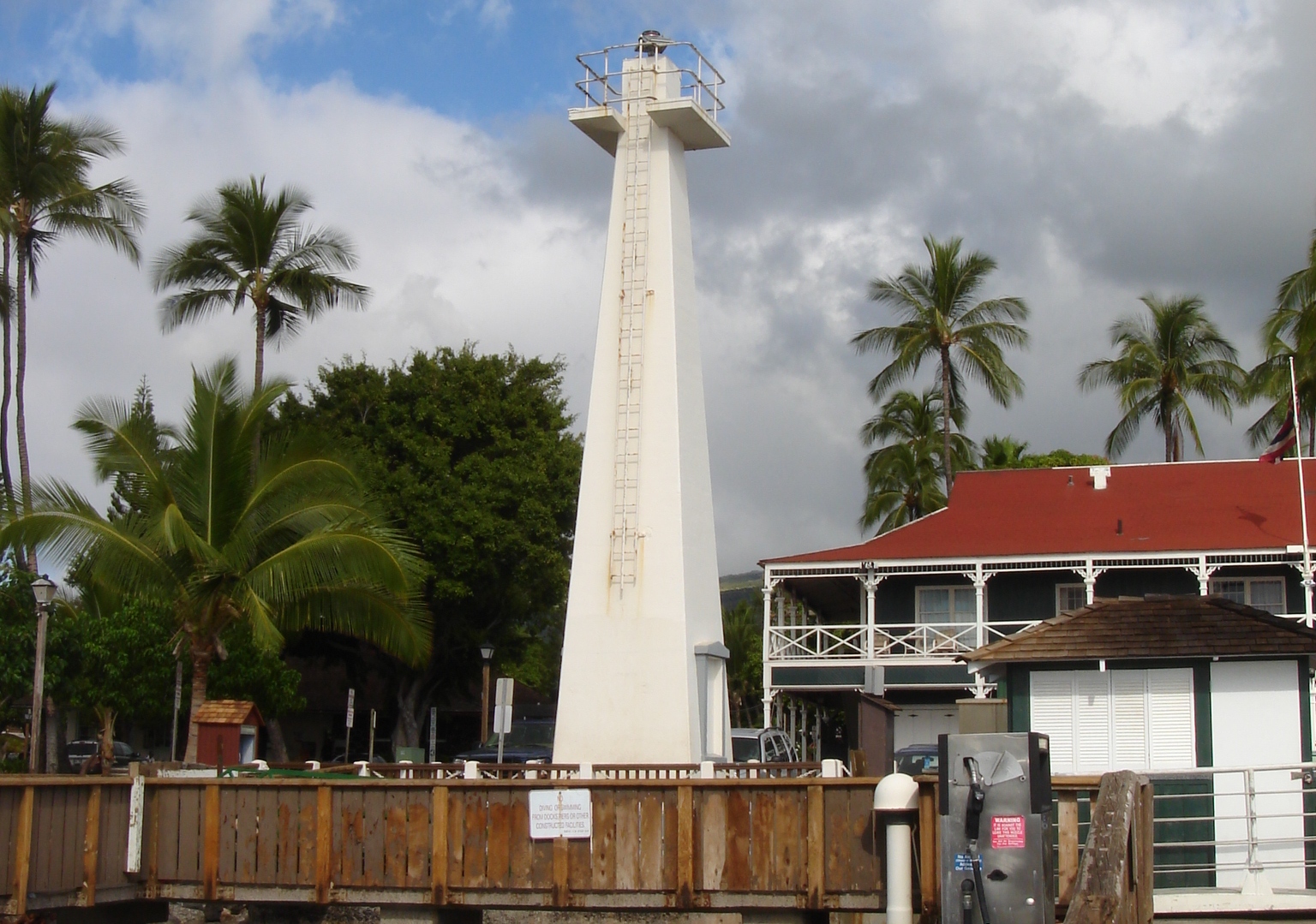 Lāhainā Lighthouse | Images of Old Hawaiʻi