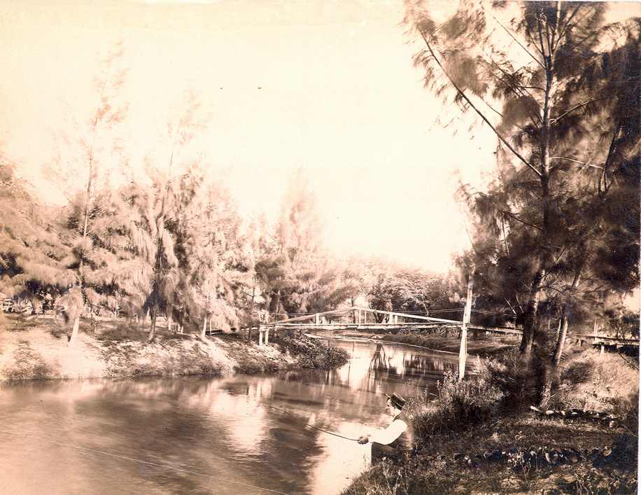 James Makee | Images of Old Hawaiʻi