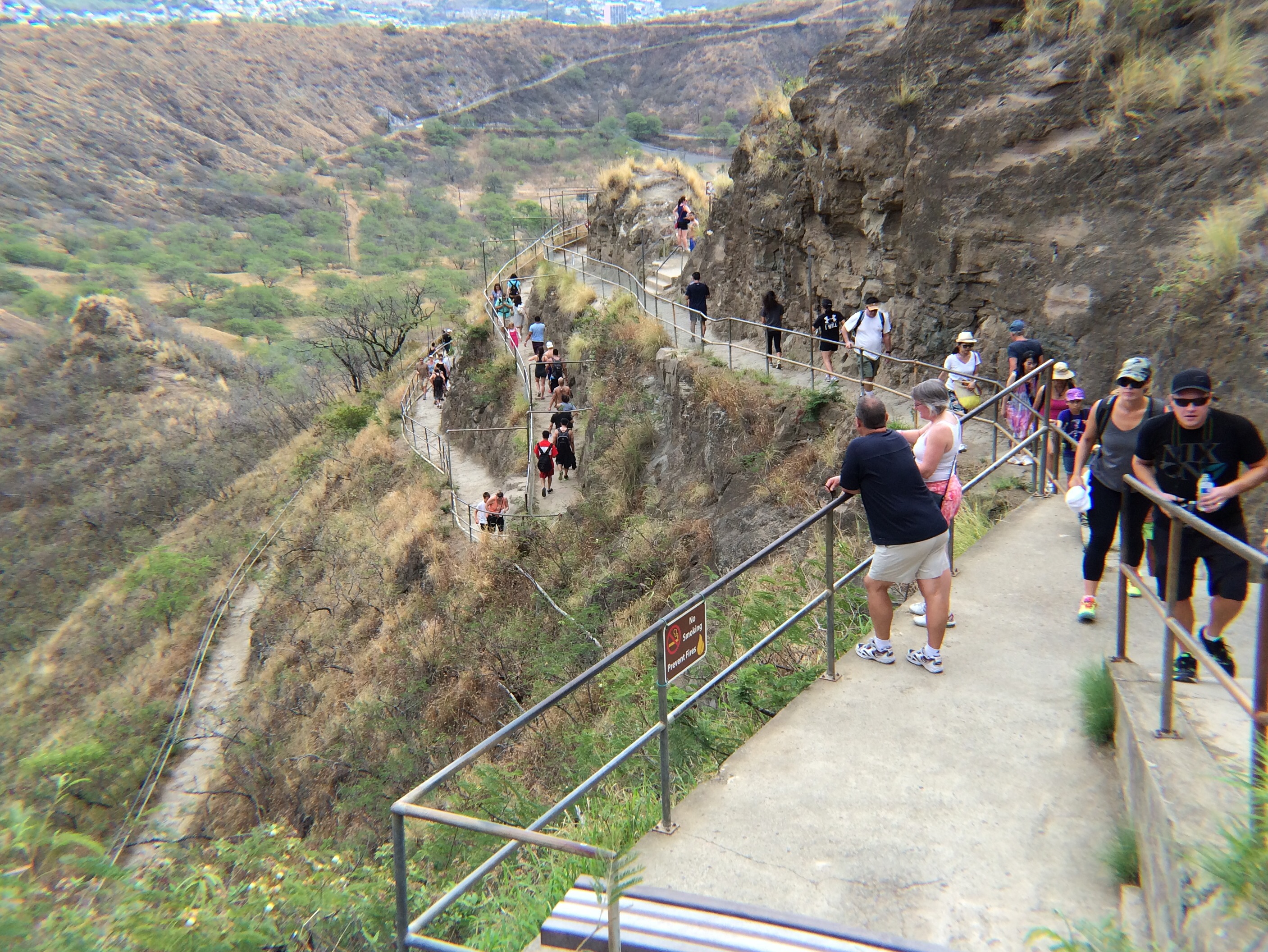 Mule Tunnel | Images of Old Hawaiʻi