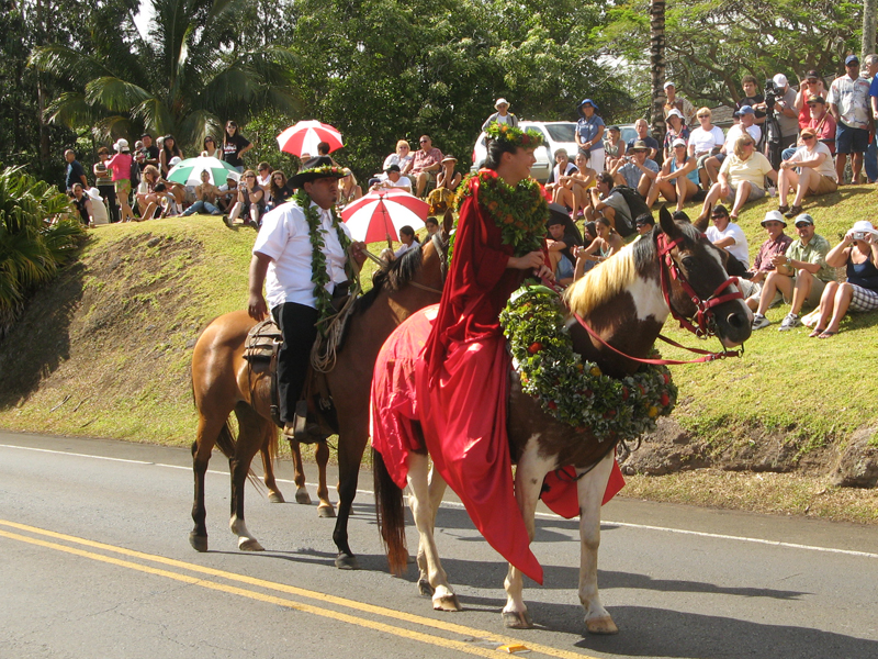 Pāʻū Riding | Images of Old Hawaiʻi