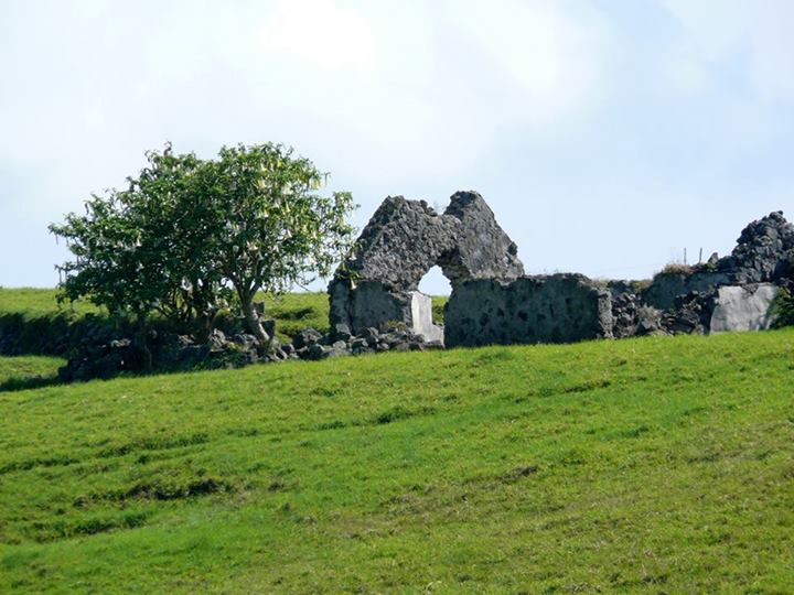 Poo_Kanaka-Purdy_Ruins-Mana-Road-ParkerRanch-1 | Images of Old Hawaiʻi
