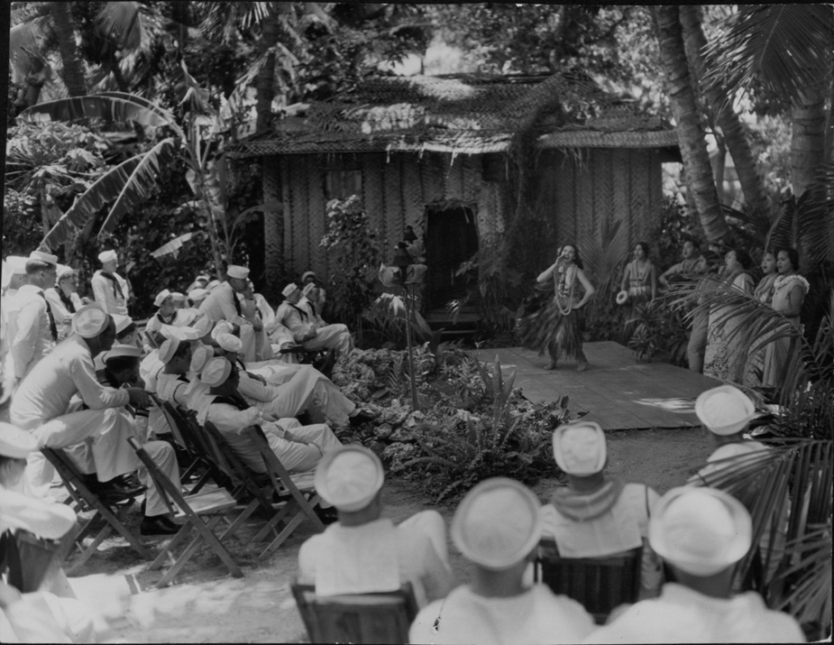 Pualani Mossman | Images of Old Hawaiʻi