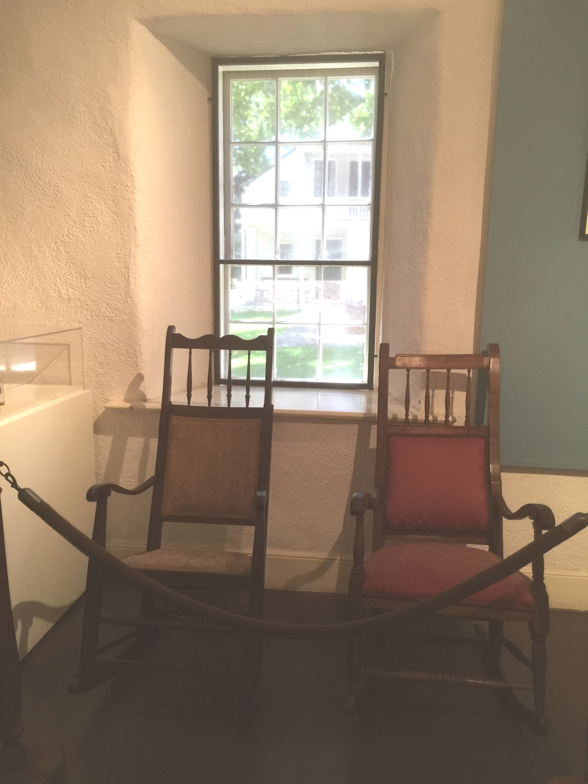Sybil’s Rocking Chair | Images of Old Hawaiʻi